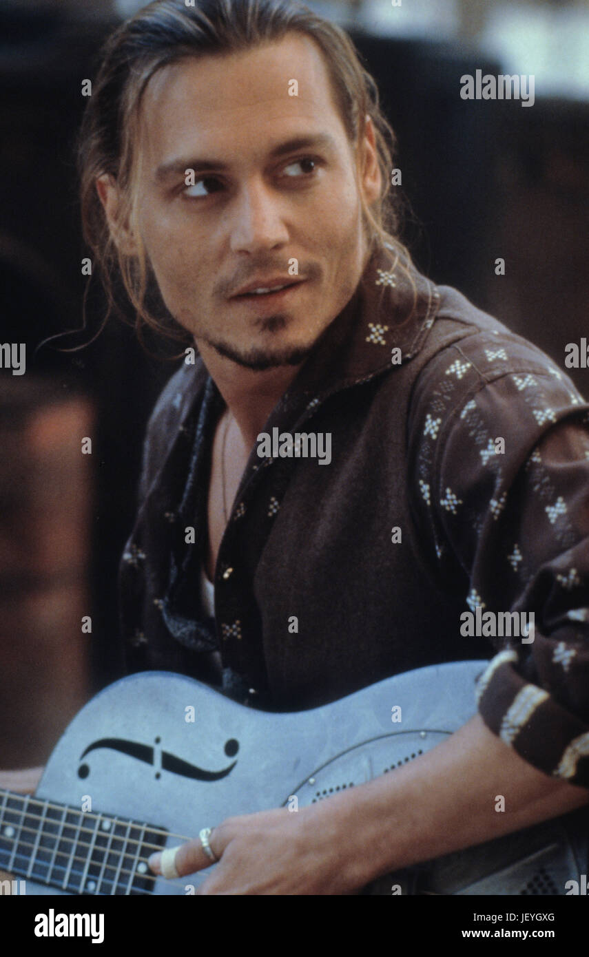 Chocolat 2000 johnny depp hi-res stock photography and images - Alamy