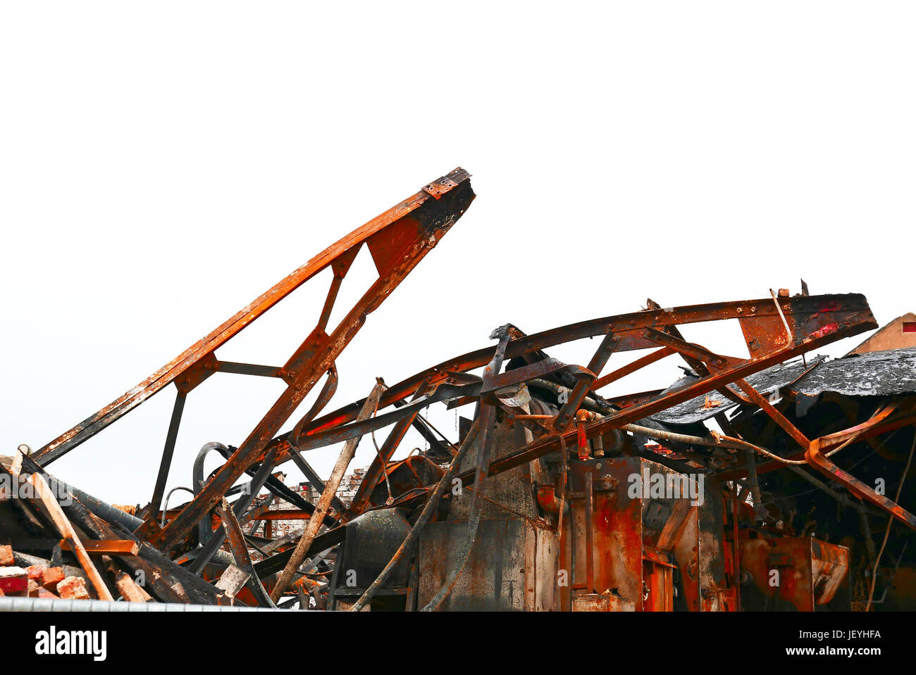 Burnt out building hi-res stock photography and images - Alamy