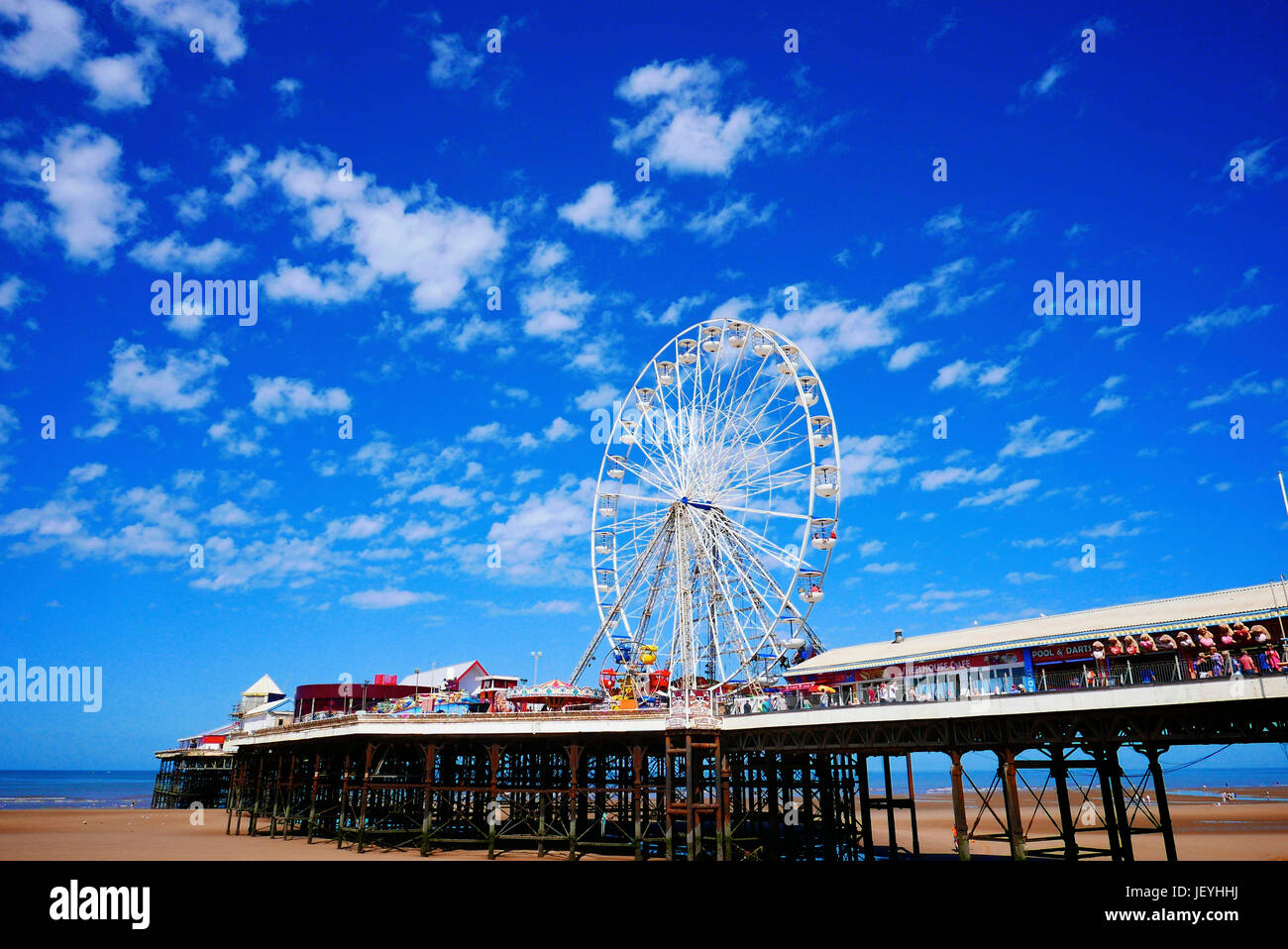 Blackpool central pier big wheel hi-res stock photography and images ...