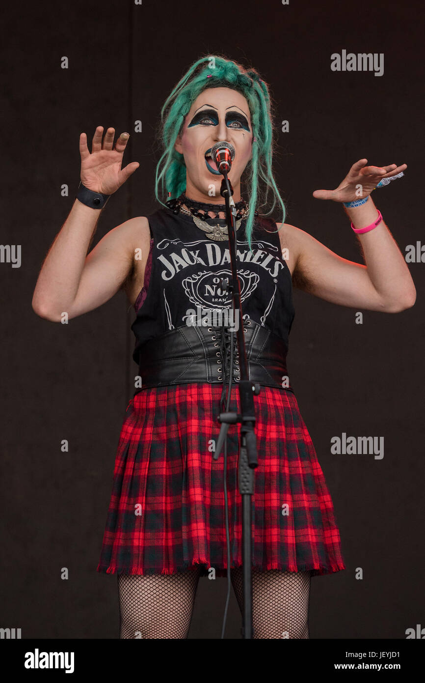 Transvestite on stage hi-res stock photography and images - Alamy