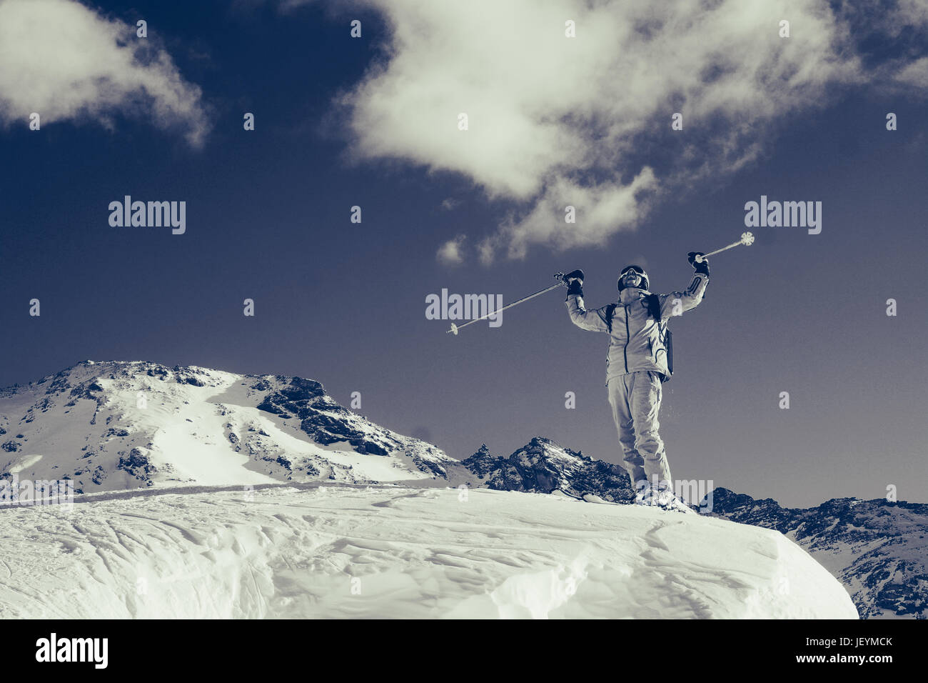 male is skiing in fresh powder Stock Photo - Alamy