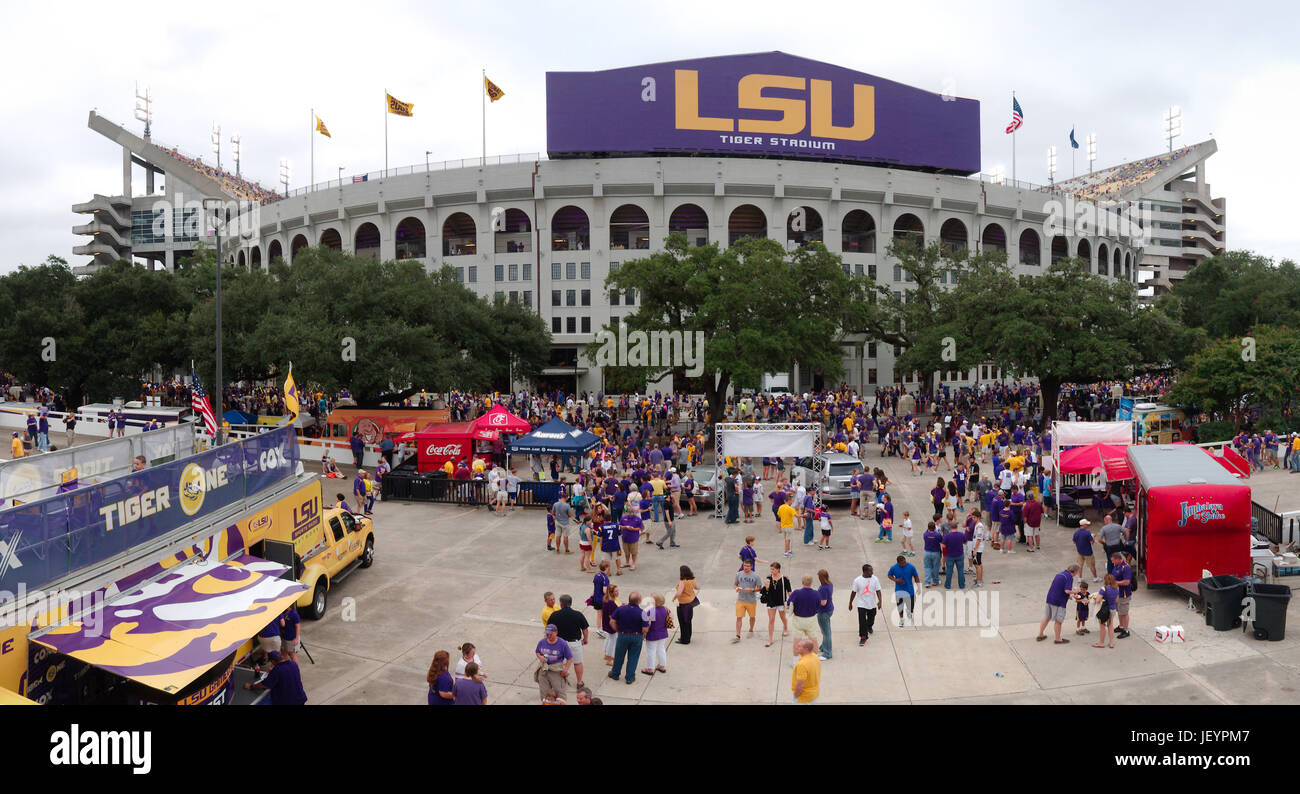 BATON ROUGE, LOUISIANA - 2014: LSU Tiger Stadium during a football game ...