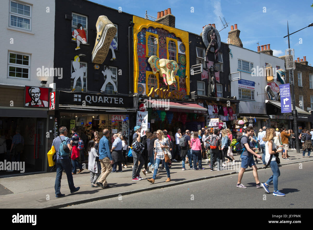 Camden market high street london hi-res stock photography and images ...