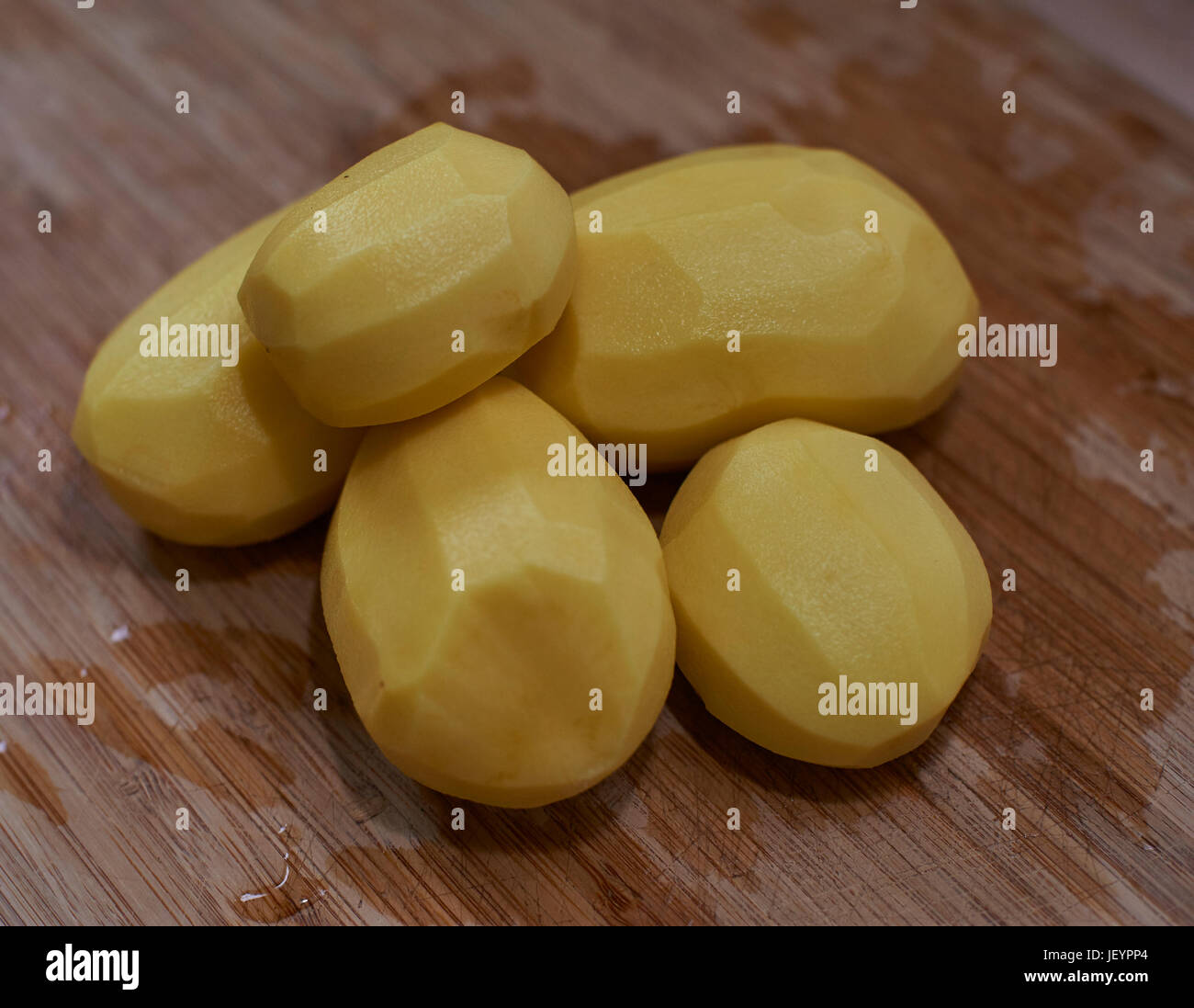 Peeled chopping hi-res stock photography and images - Alamy