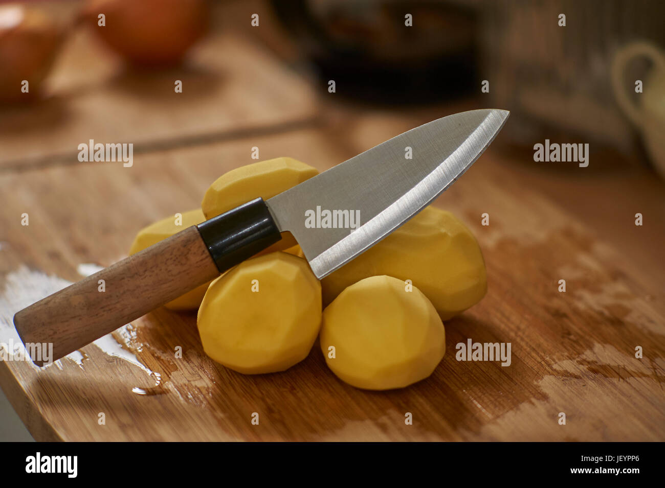 Potato knife hi-res stock photography and images - Alamy