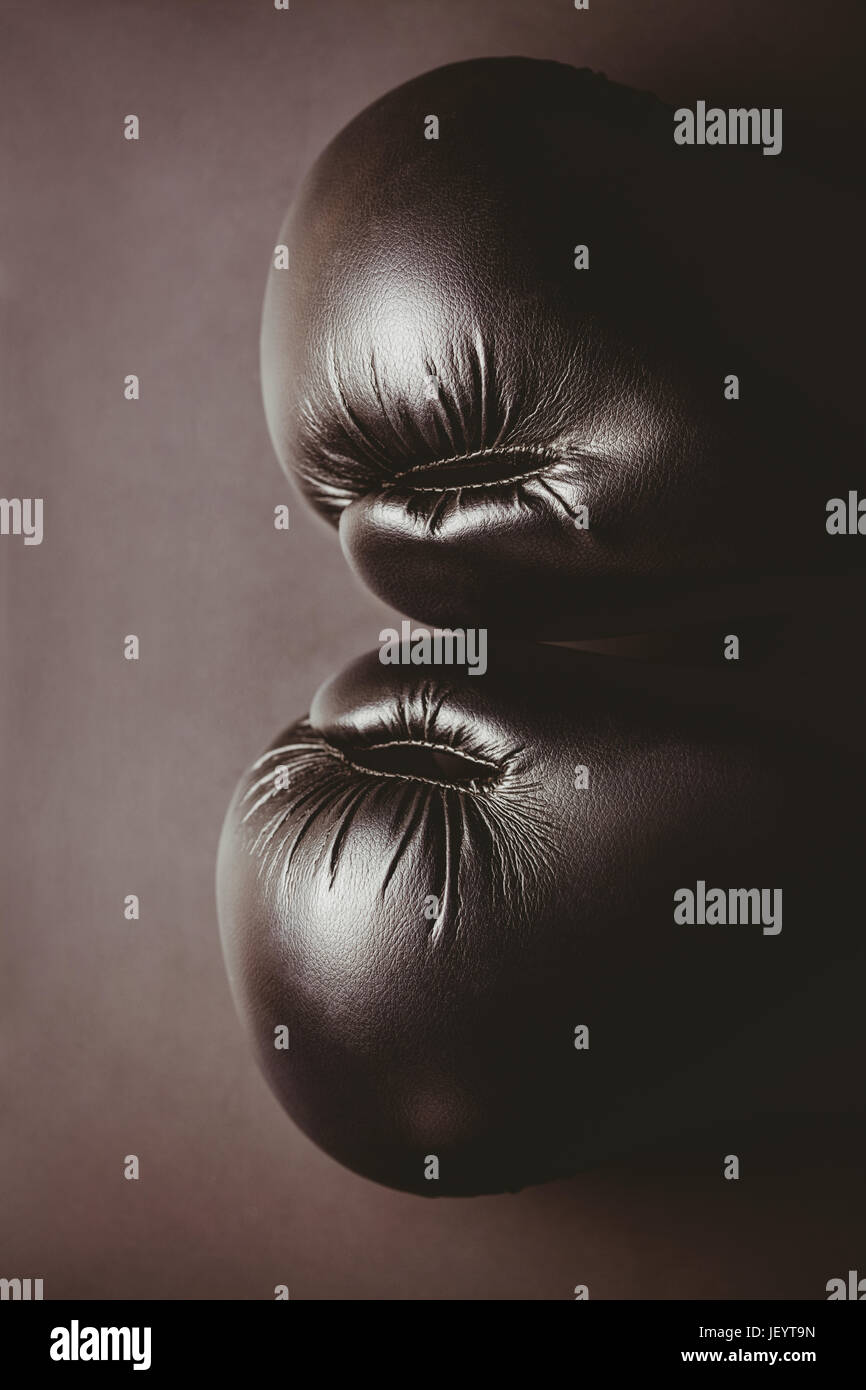 Black boxing player hi-res stock photography and images - Alamy