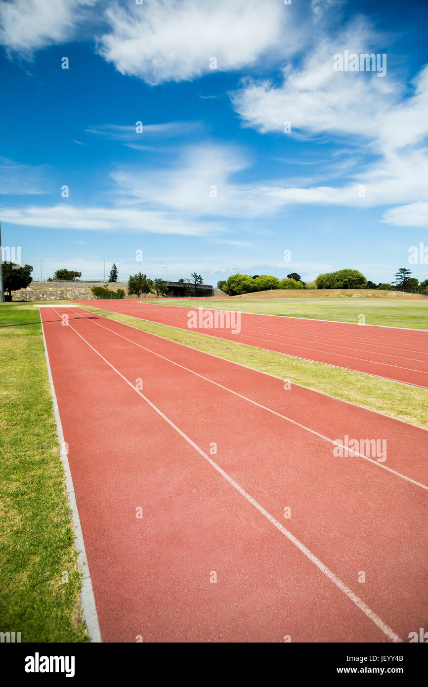 Empty running track hi-res stock photography and images - Alamy