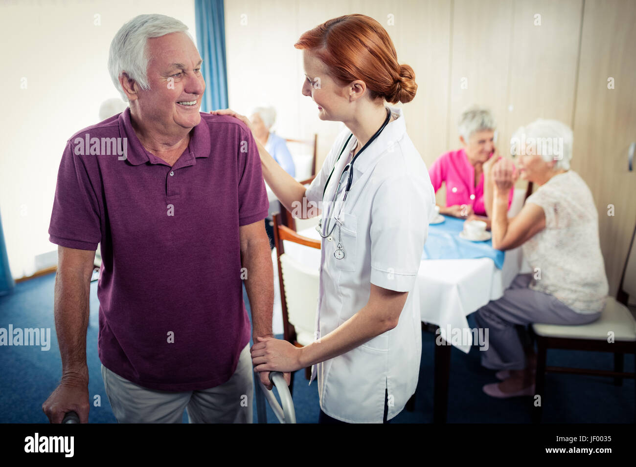 Senior using a walker hi-res stock photography and images - Alamy