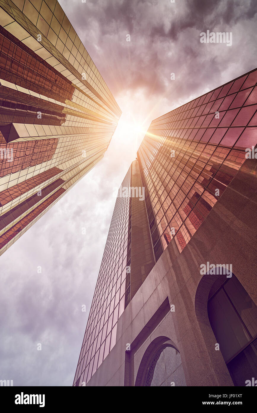 Dubai tall buildings hi-res stock photography and images - Alamy