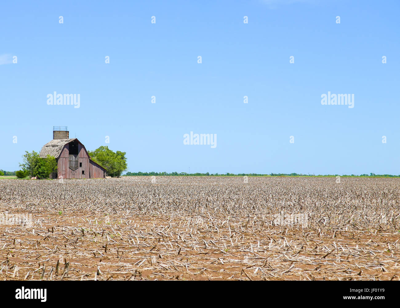 Derelict barn hi-res stock photography and images - Alamy
