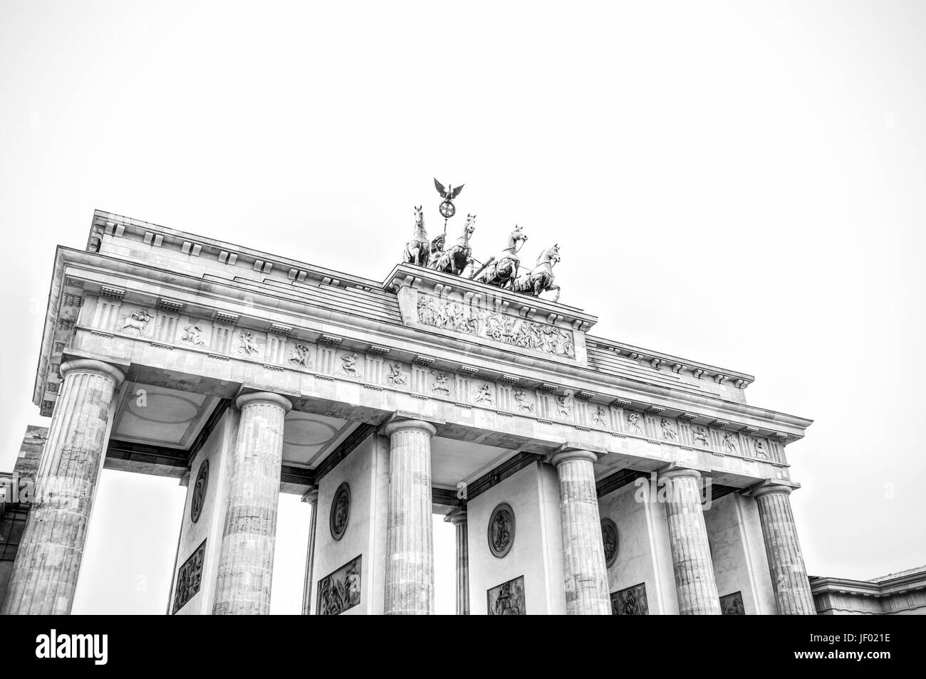 Brandenburg gate 1990 hi-res stock photography and images - Alamy