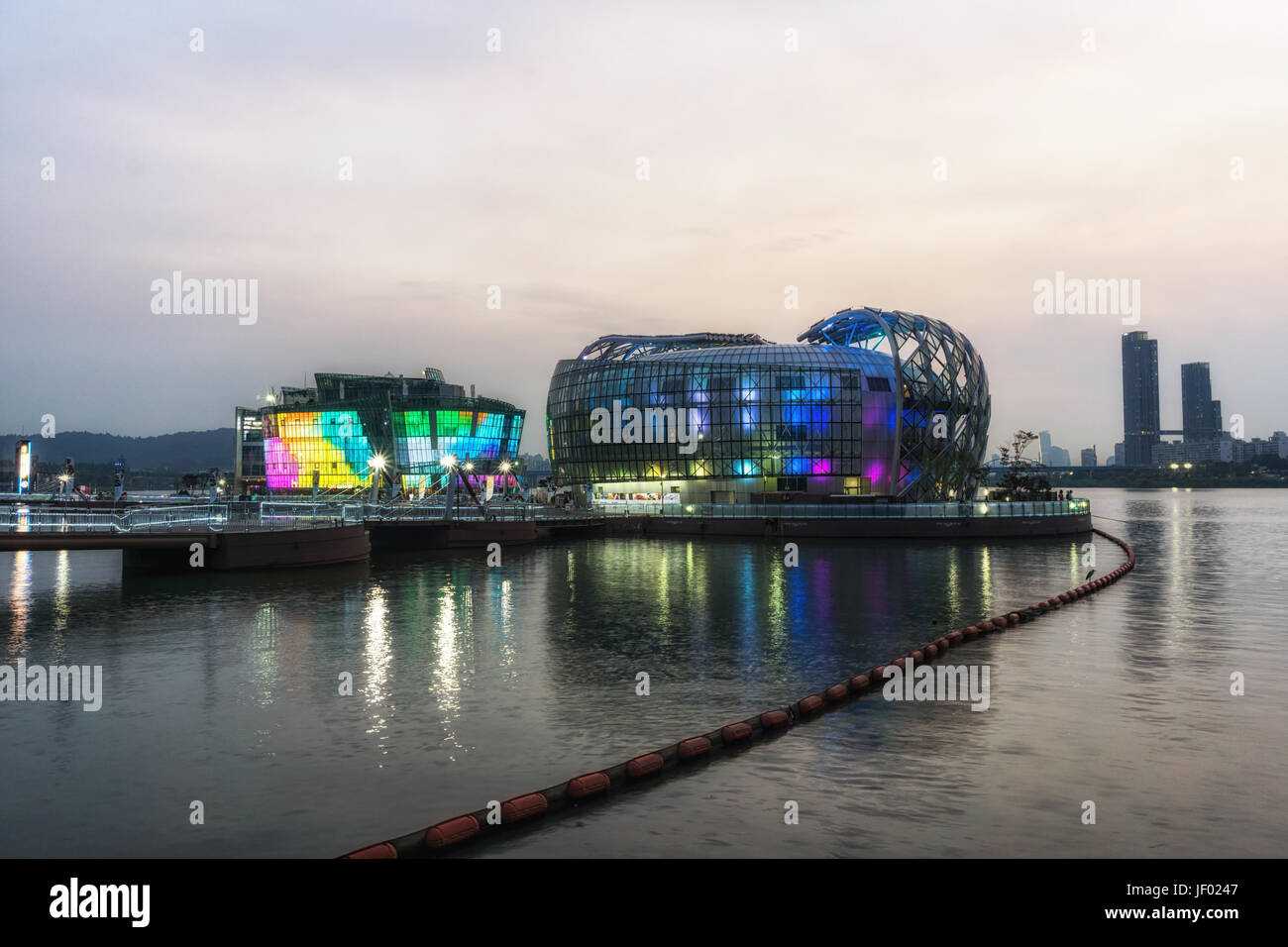 Floating islands seoul hi-res stock photography and images - Alamy