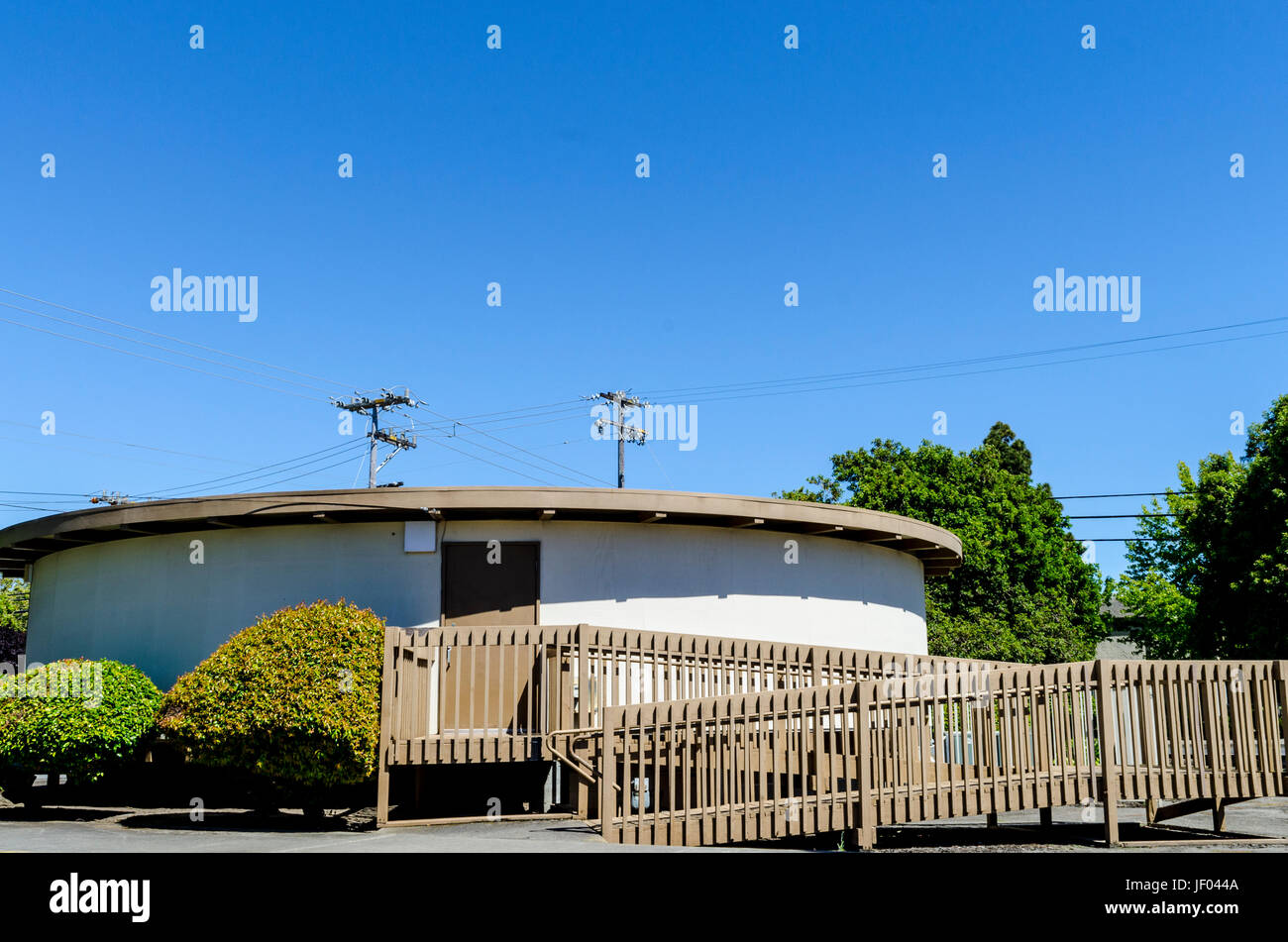 The Mulford Marina branch of the San Leandro California library system ...