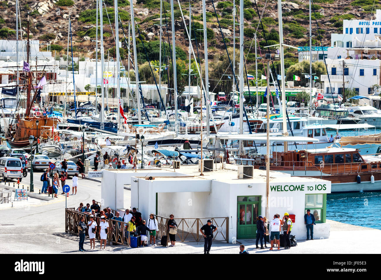Greek seaport hi-res stock photography and images - Alamy