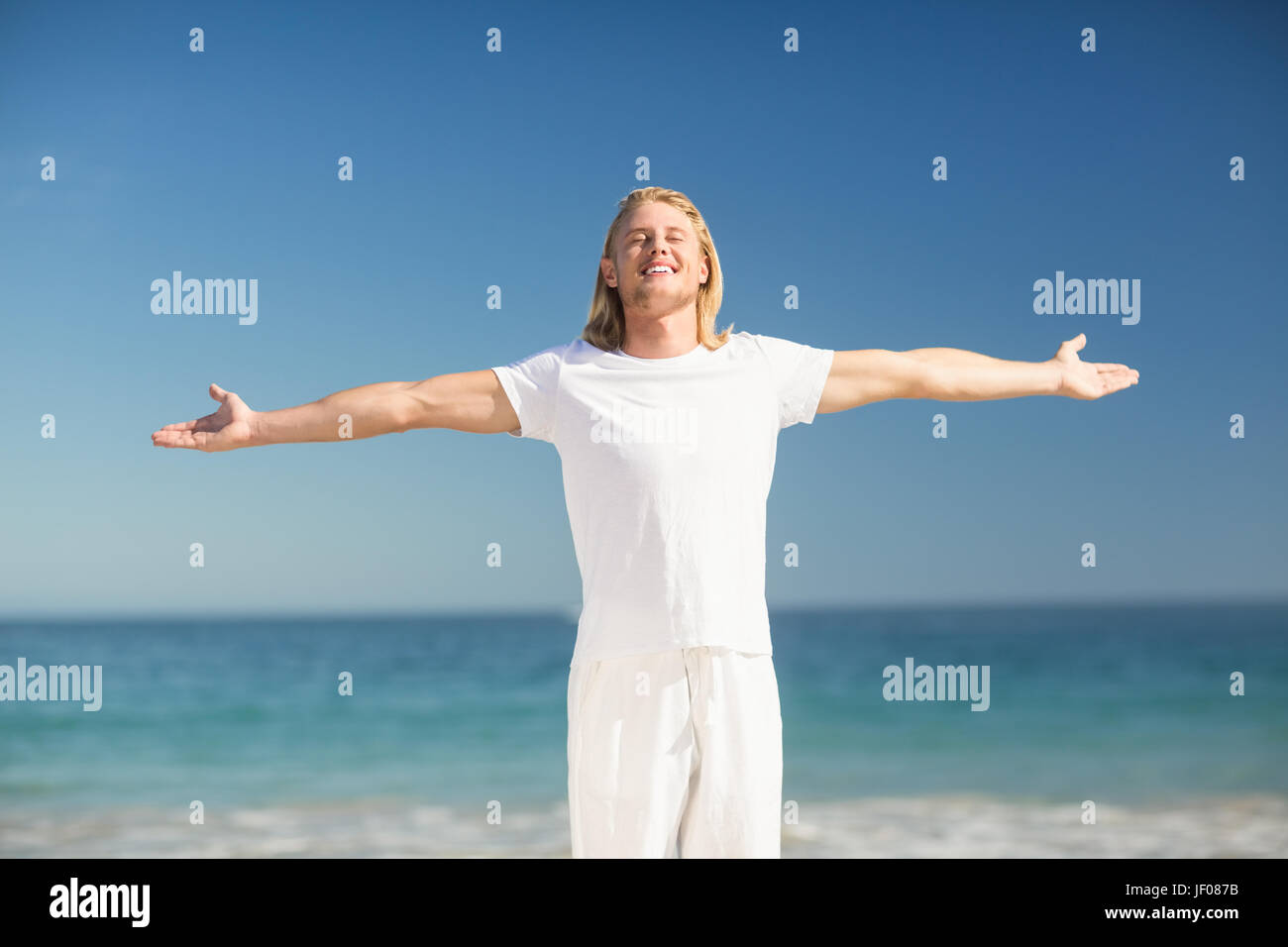 Muscular man outstretched arms hi-res stock photography and images - Alamy