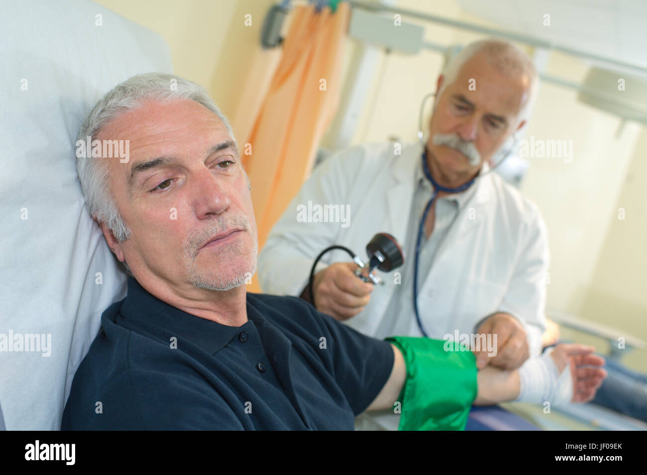 Portrait young man patient thinking hi-res stock photography and images ...