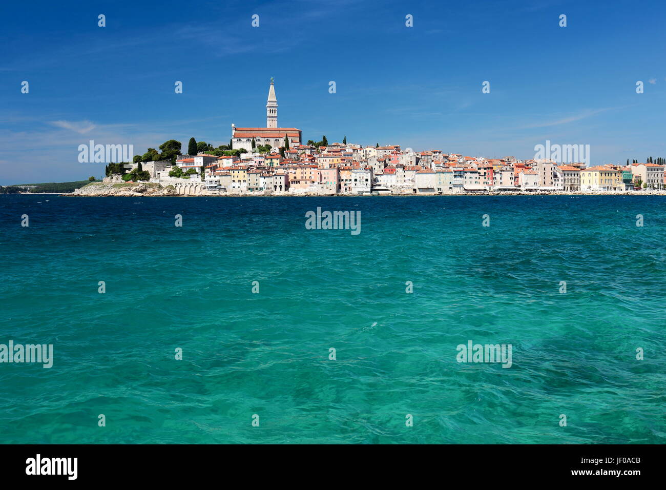 Beautiful blue ocean city hi-res stock photography and images - Alamy