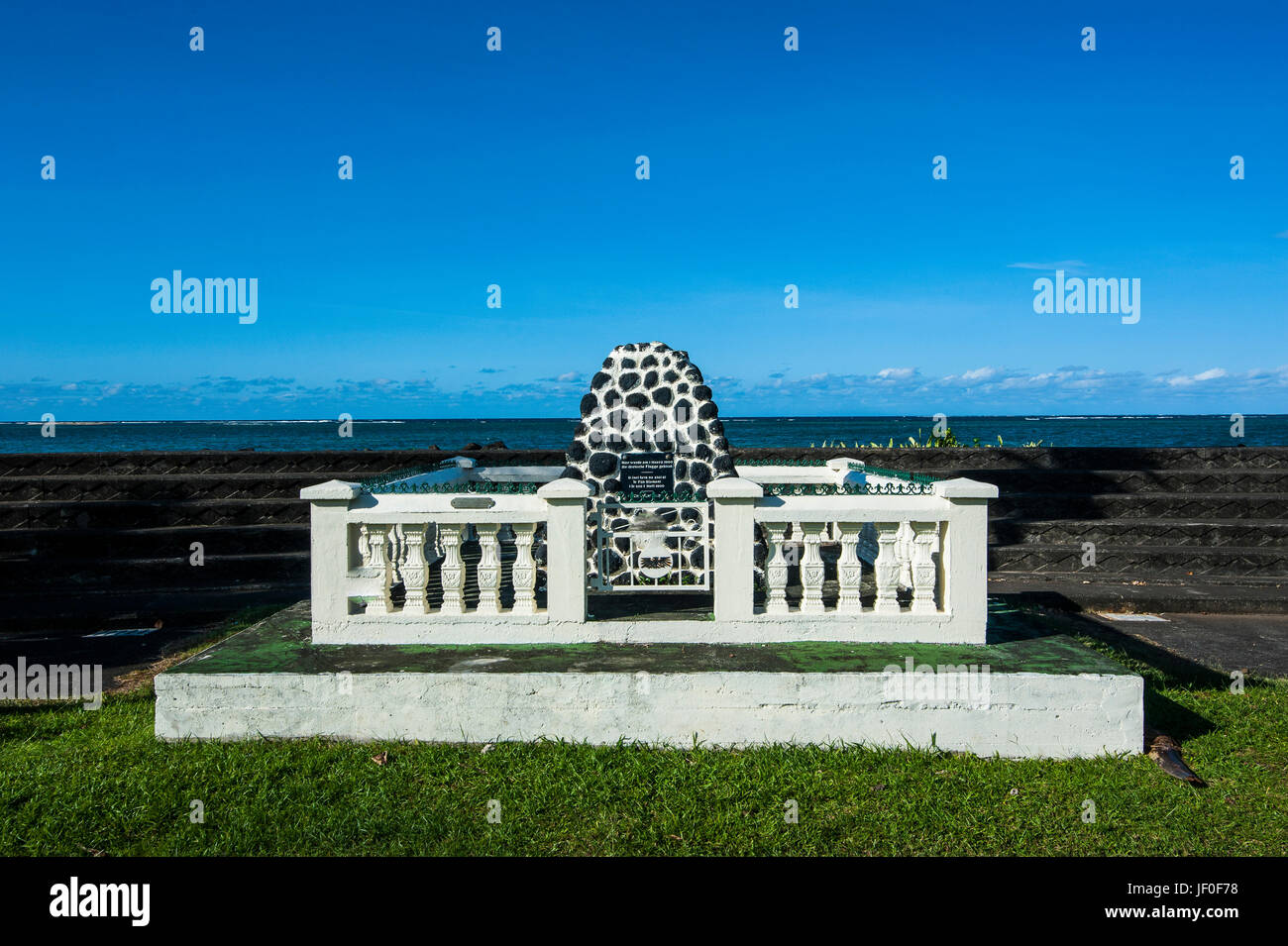 Samoa monument hi-res stock photography and images - Alamy