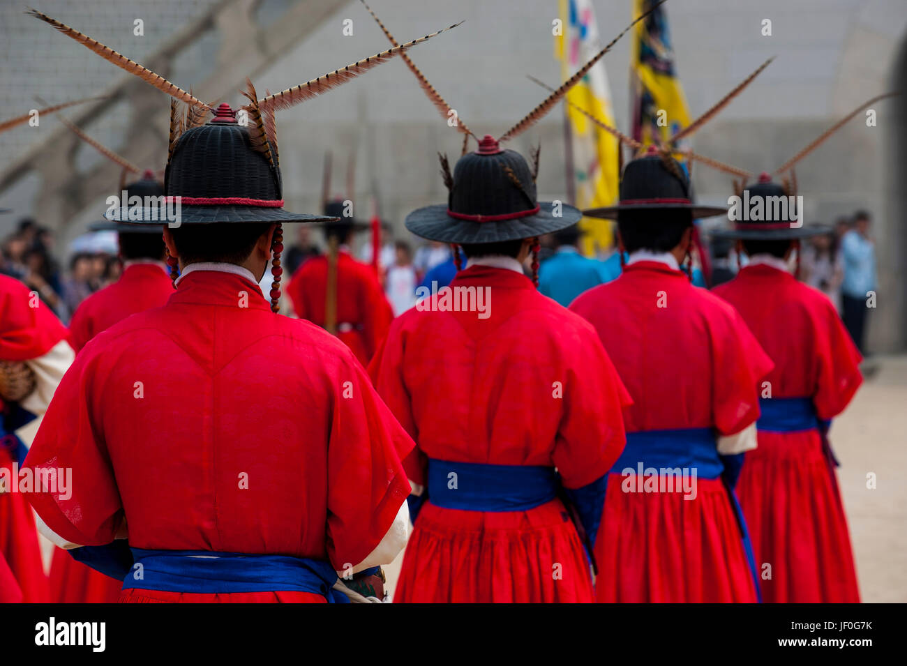 Ceremonial changing of the guard, Gyeongbokgung palace, Seoul, South Korea Stock Photo - Alamy
