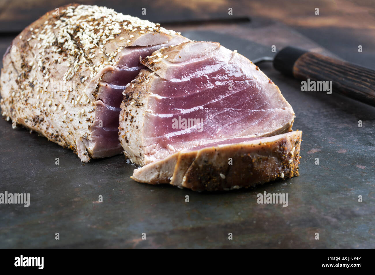 Burnt tuna hi-res stock photography and images - Alamy