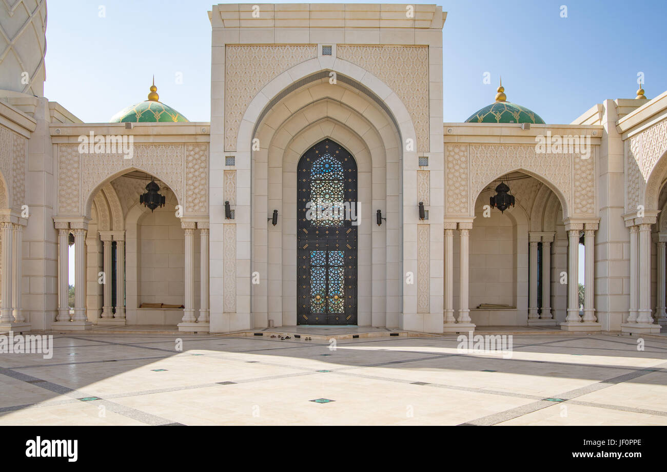 Zulfa Mosque, Seeb, Oman Stock Photo - Alamy