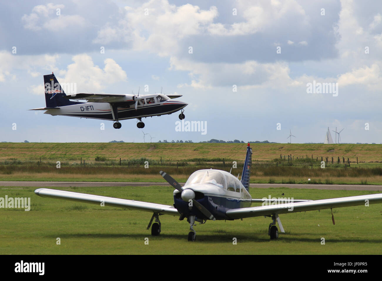 General aviation flugplatz hi-res stock photography and images - Alamy