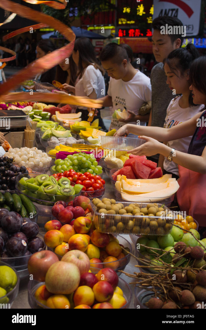 Dongmen street market hi-res stock photography and images - Alamy