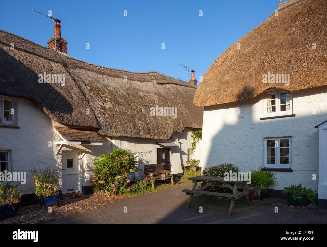 Thatched cottages at Inner Hope, Hope Cove, Devon, England Stock Photo ...