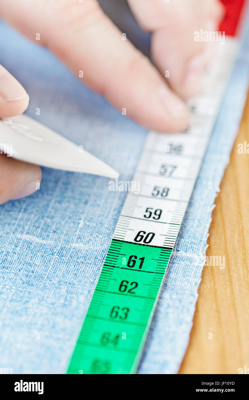 High life tailor hi-res stock photography and images - Alamy