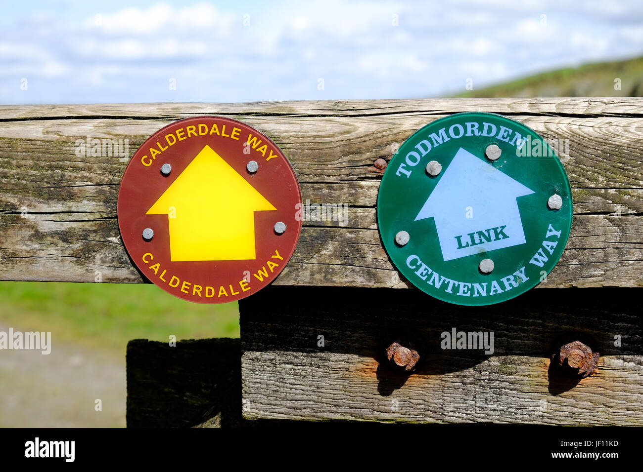 Calderdale and Centenary way directional signs, Calderdale, West ...