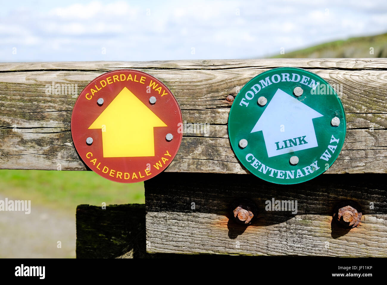 Calderdale and Centenary way directional signs, Calderdale, West ...