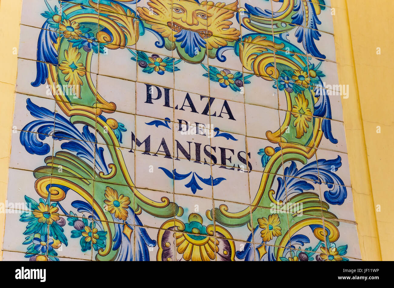 Manises ceramic hi-res stock photography and images - Alamy