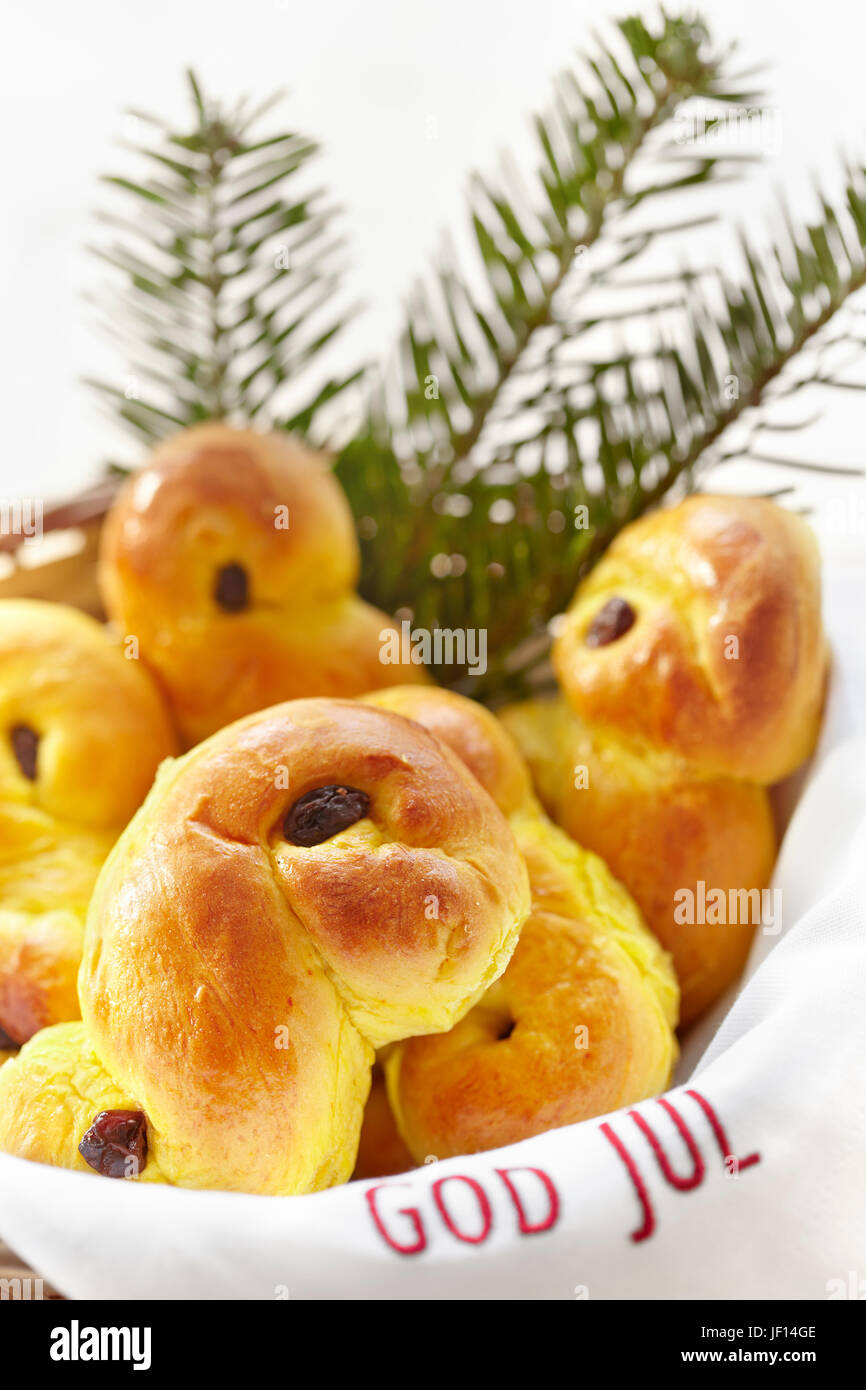 Saffron sweets hi-res stock photography and images - Alamy