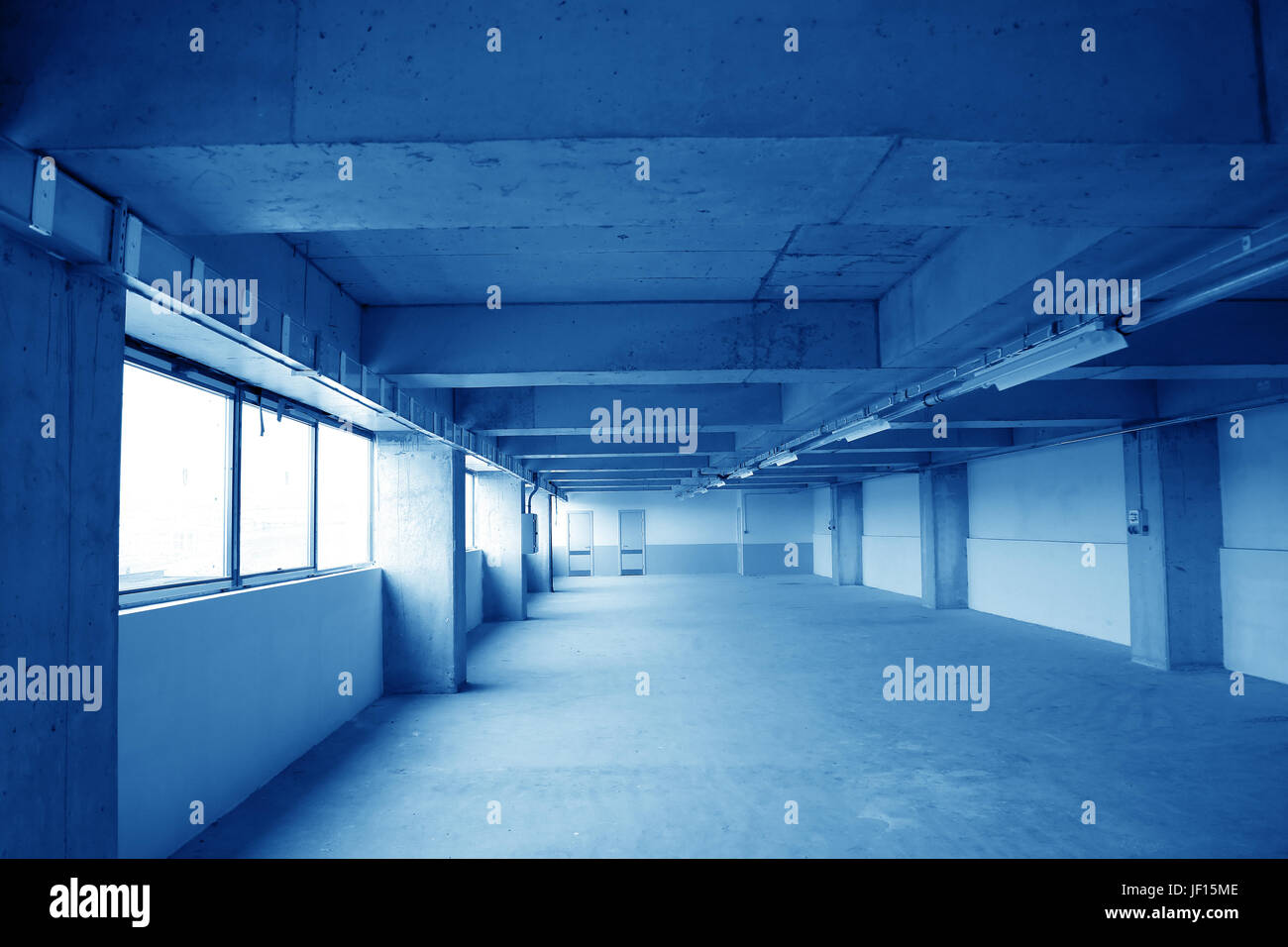 interior of commercial empty warehouse Stock Photo - Alamy
