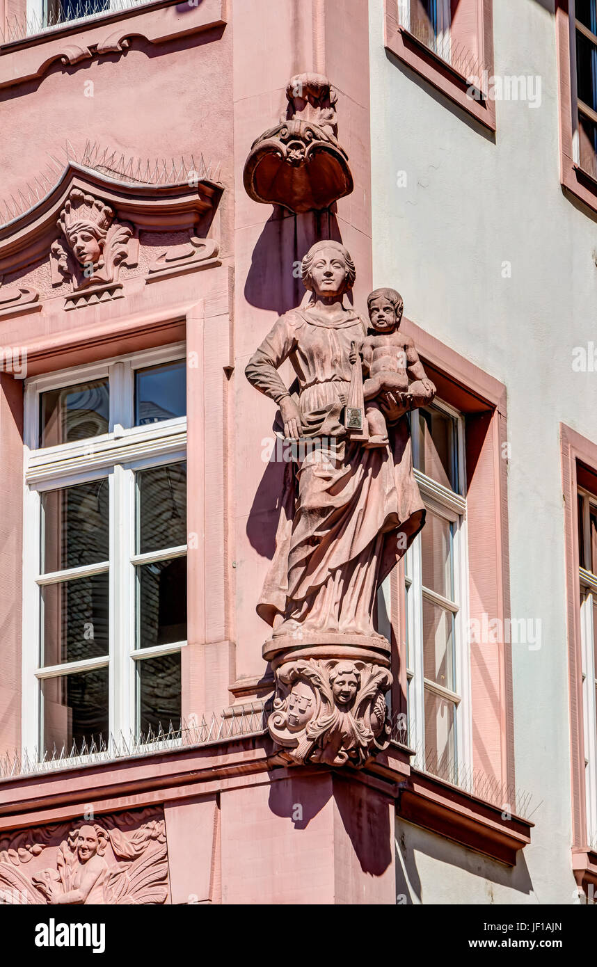 Mainz city germany sculpture hi-res stock photography and images - Alamy