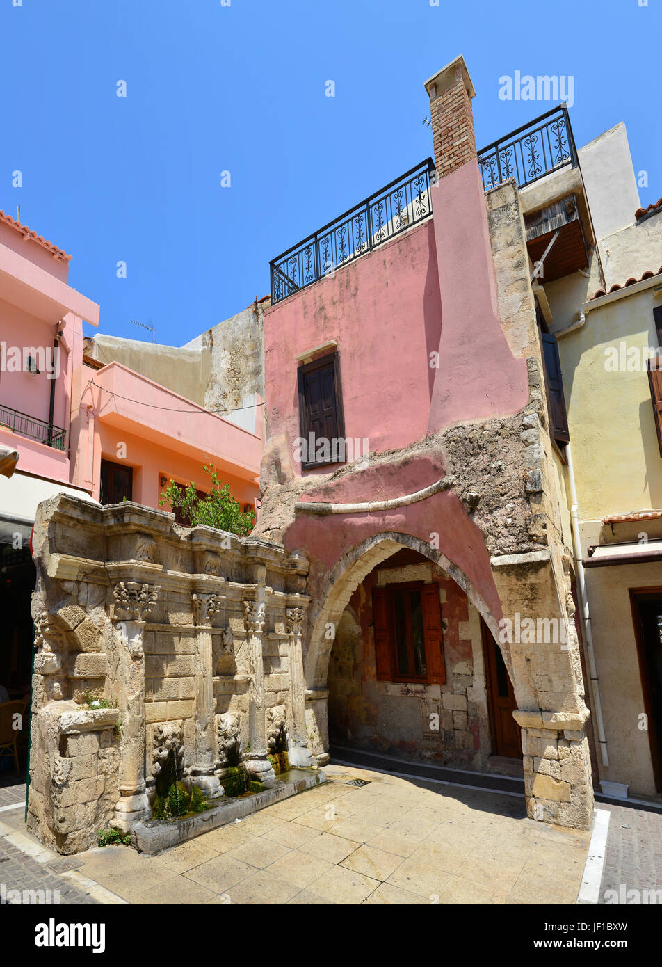 Tourism rethymno hi-res stock photography and images - Alamy