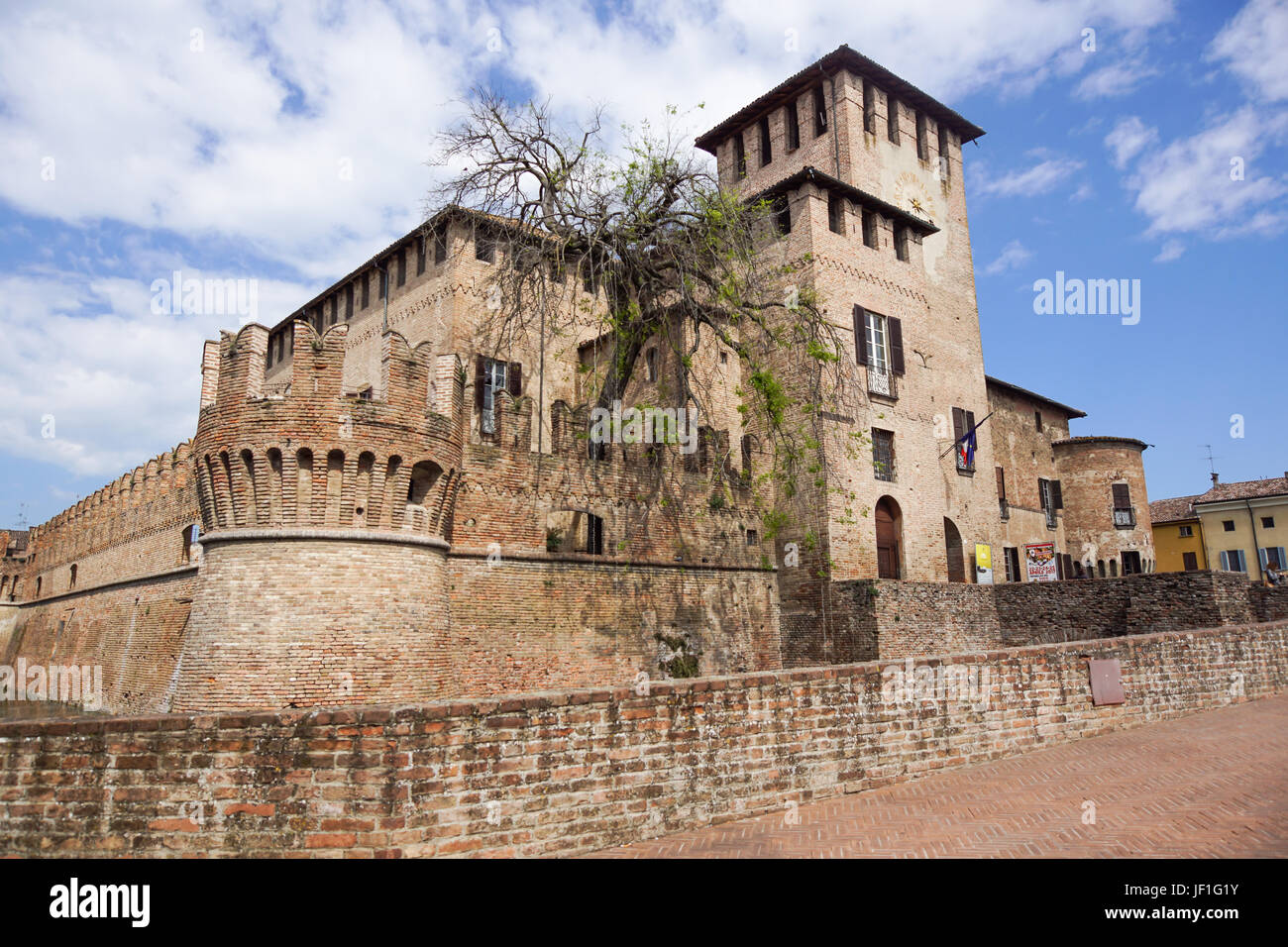 Rocca architecture hi-res stock photography and images - Alamy