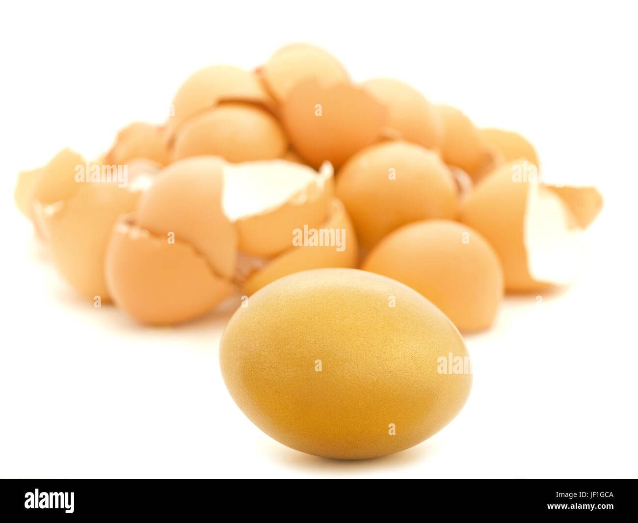 Damaged egg hi-res stock photography and images - Alamy