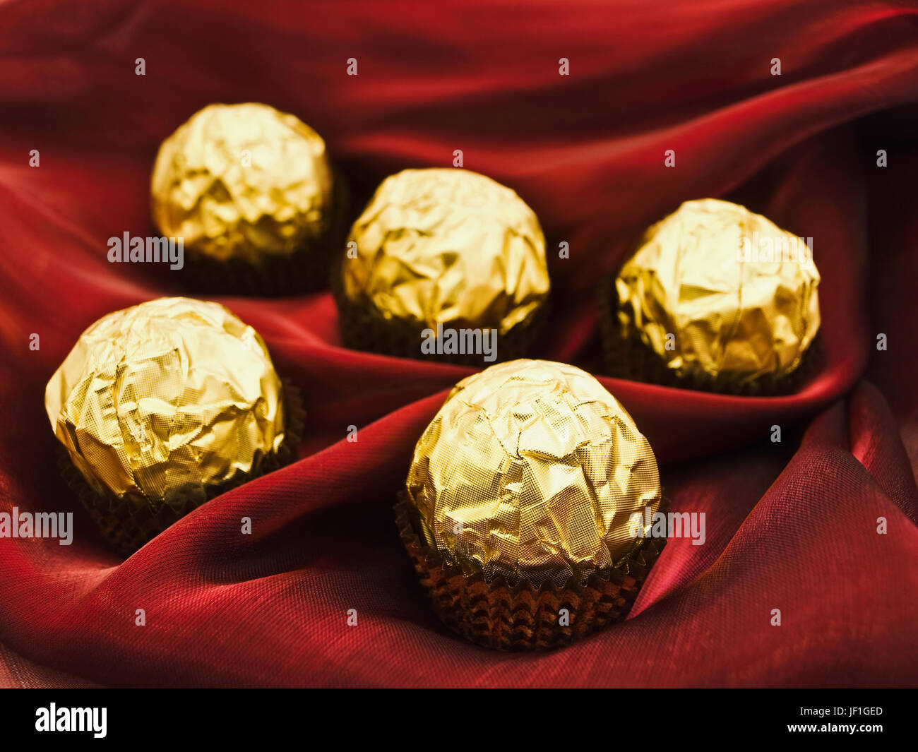 Shiny sweets hi-res stock photography and images - Alamy