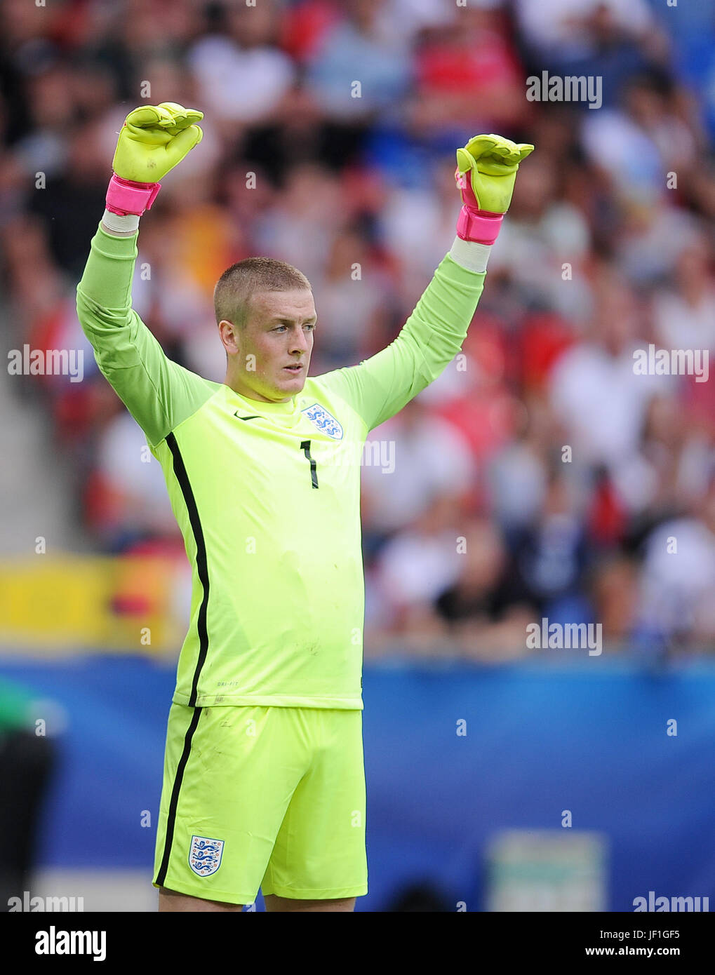 Jordan pickford hi-res stock photography and images - Alamy