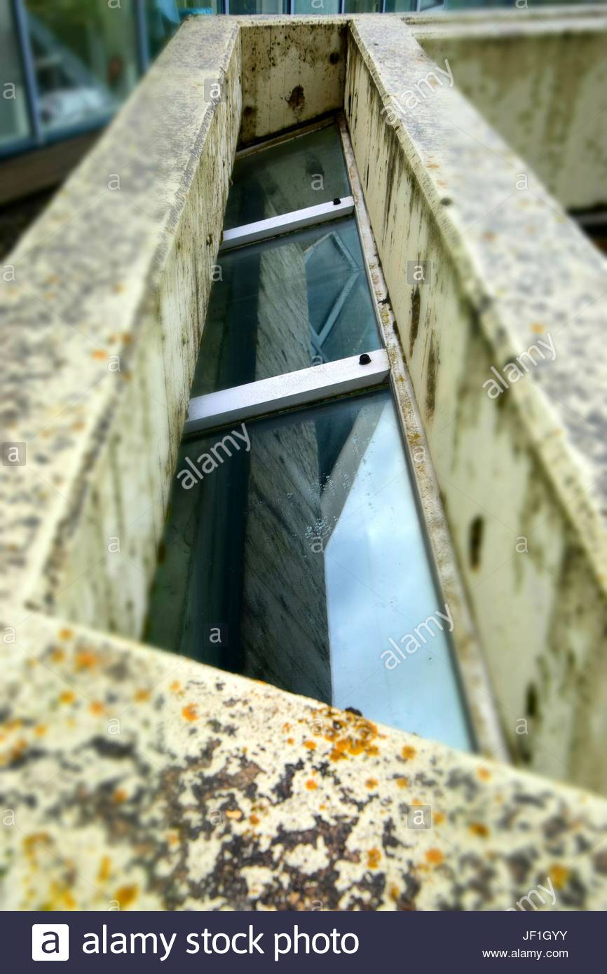 Dirty Windows Stock Photos & Dirty Windows Stock Images - Alamy