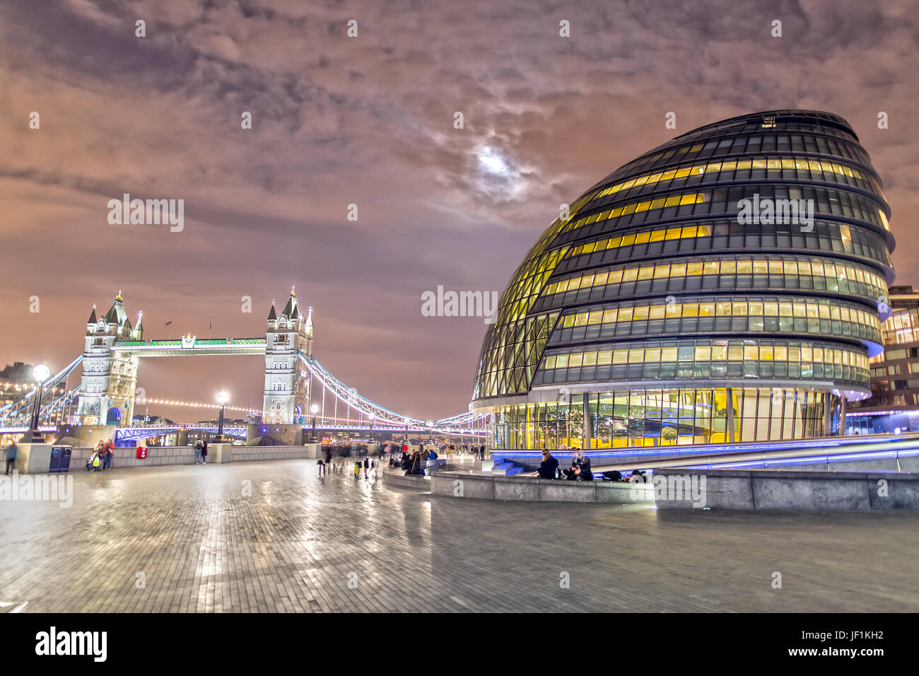 London night background hi-res stock photography and images - Alamy
