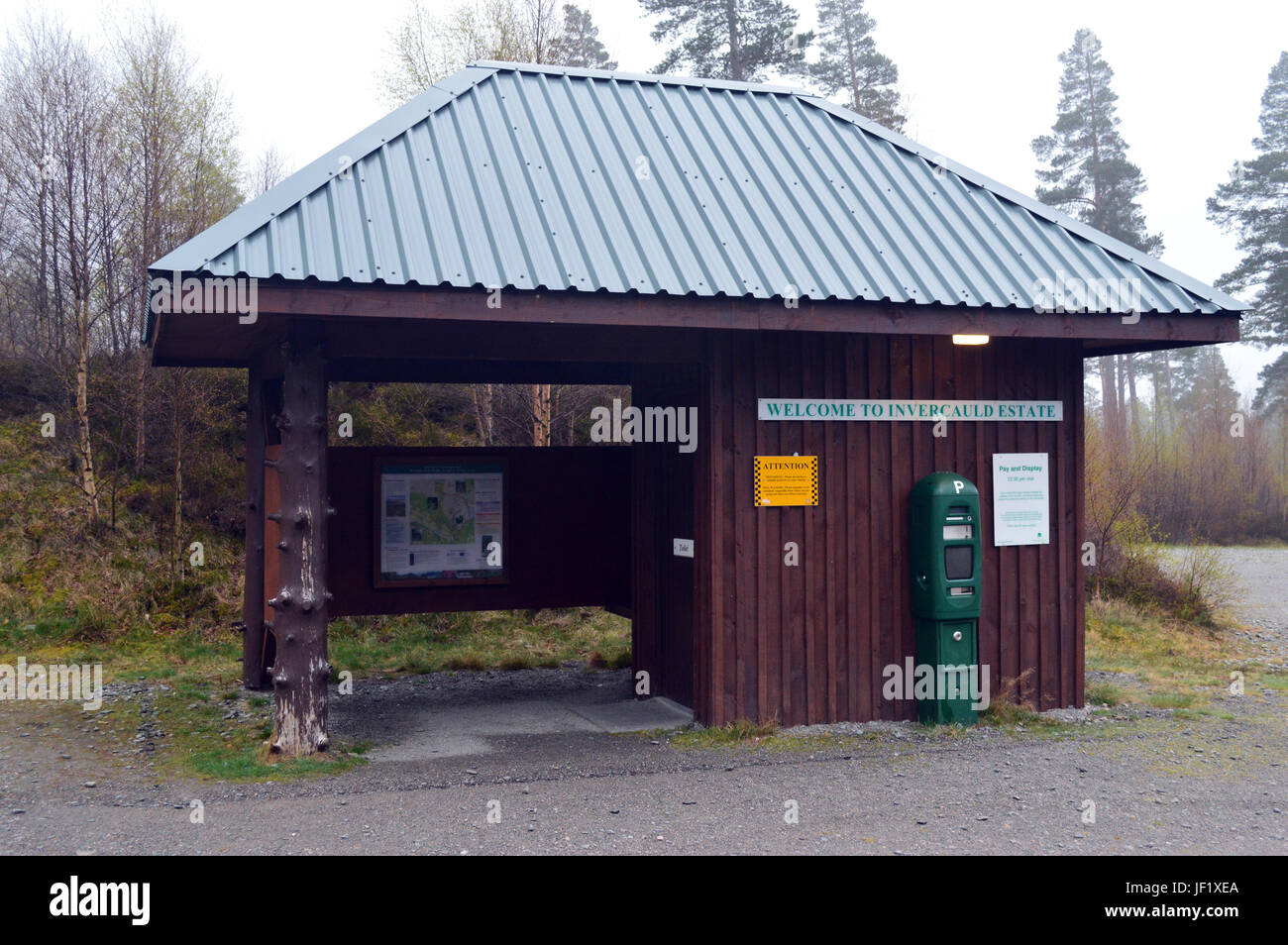 Invercauld bridge deeside river hi-res stock photography and images - Alamy