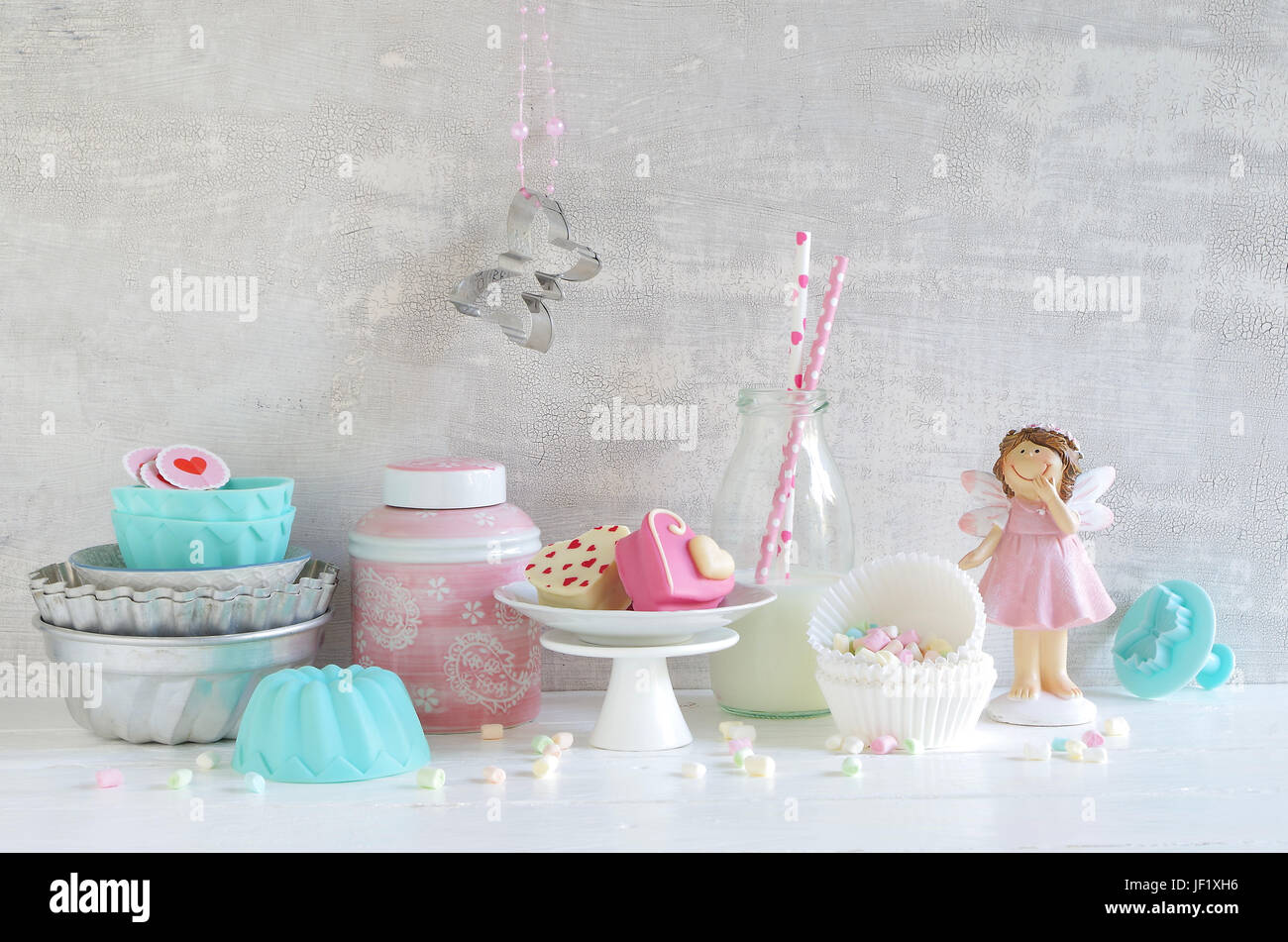 still life with various bakeware Stock Photo - Alamy