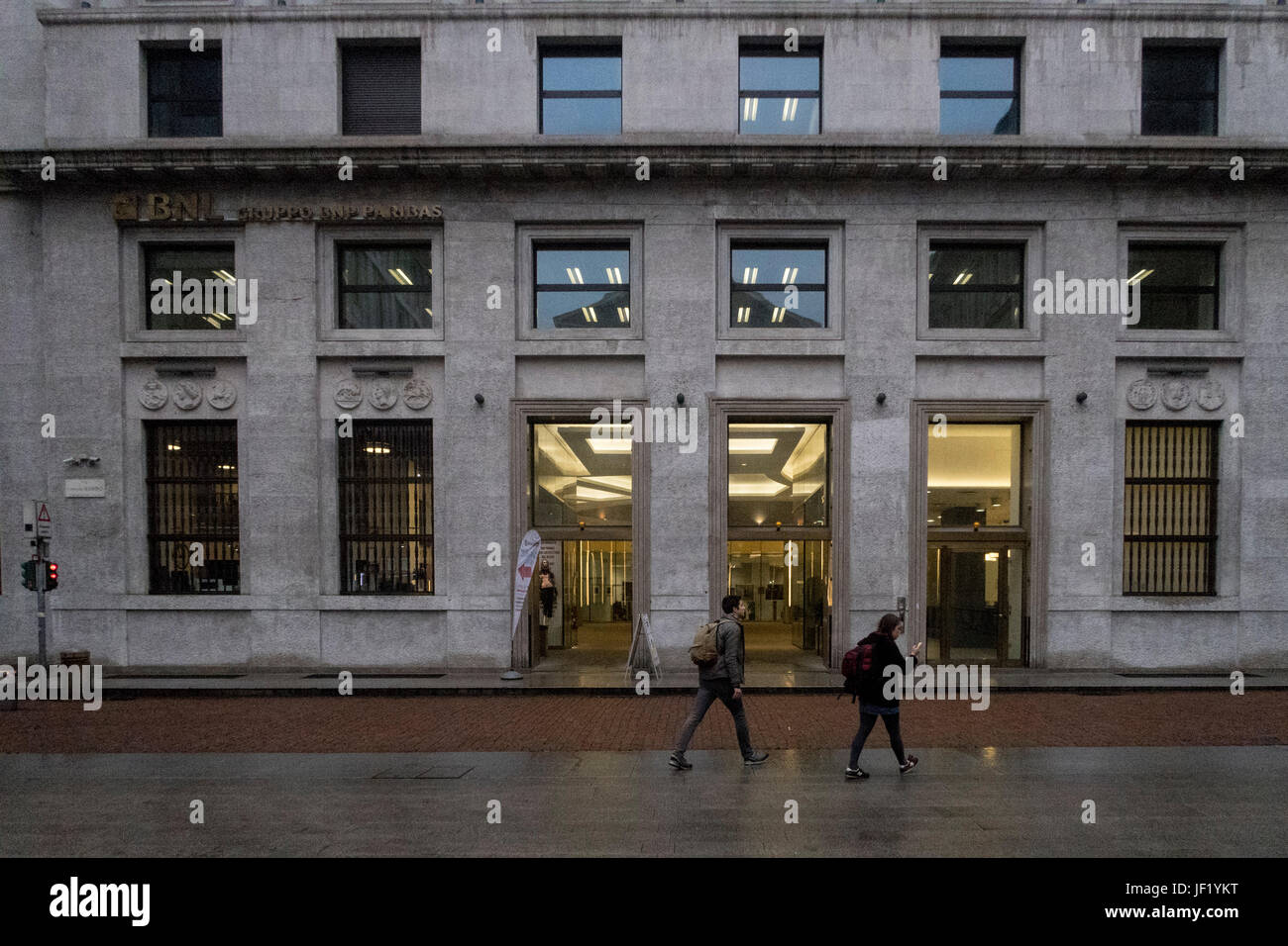 Bnl bank italy hi-res stock photography and images - Alamy