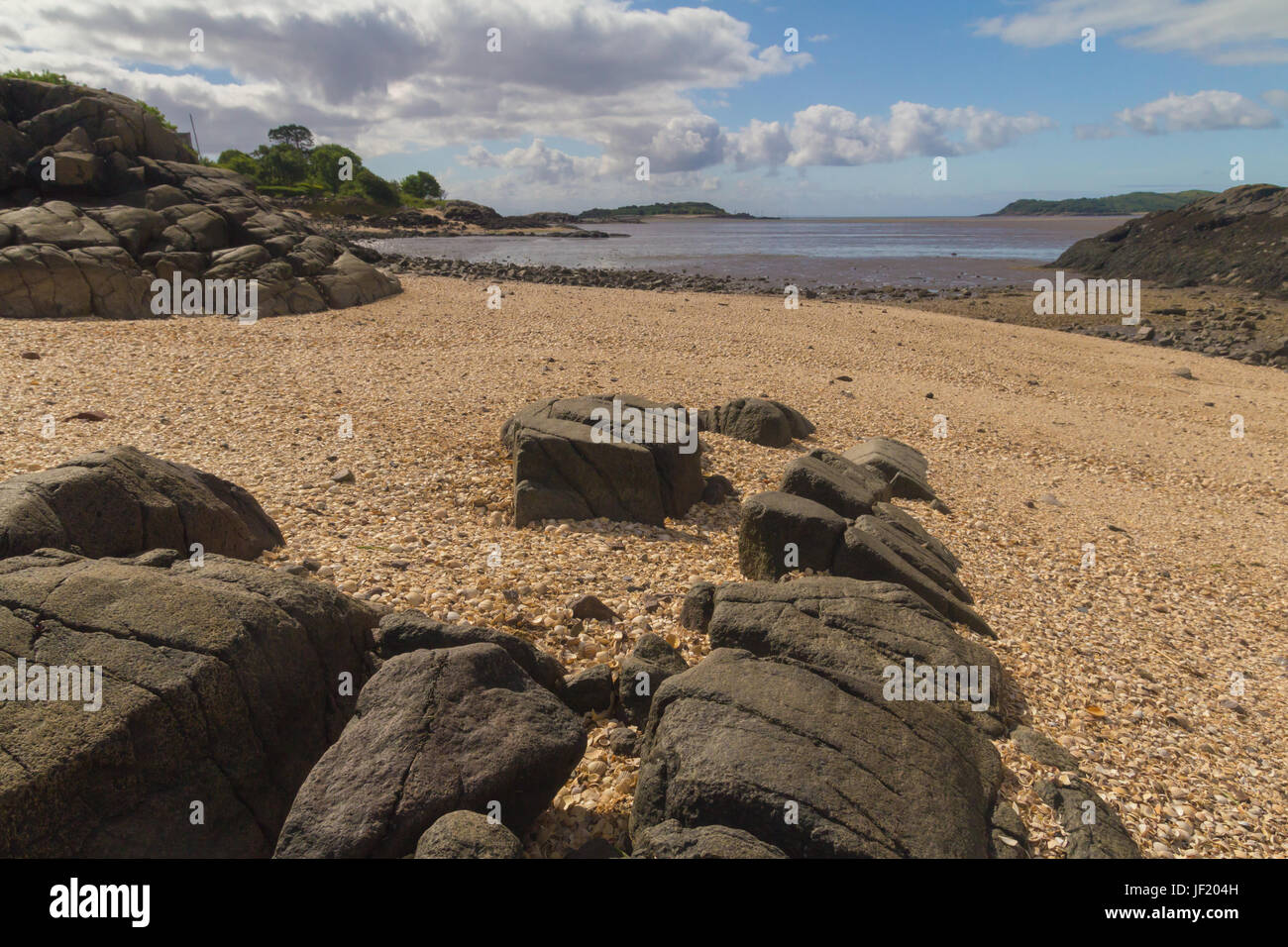 Cockle shell beach at Kippford, Dumfries & Galloway Stock Photo - Alamy