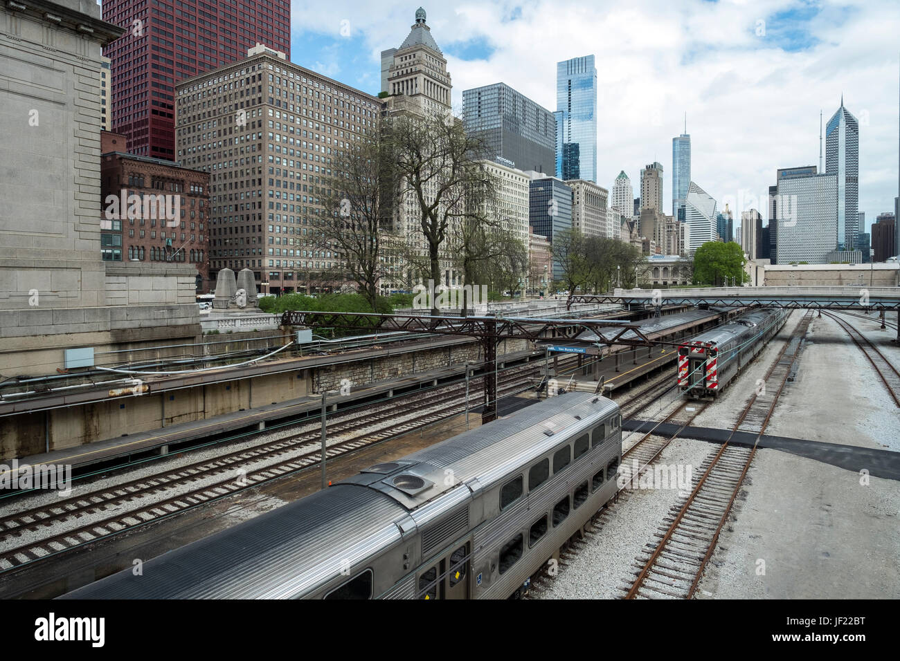 Van buren street station chicago hi-res stock photography and images - Alamy