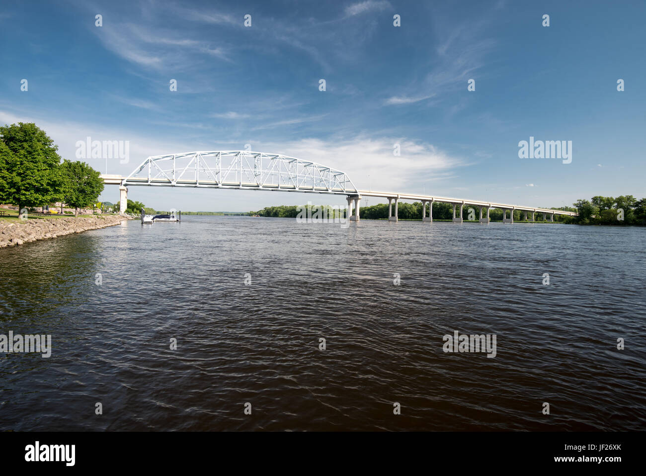 Wabasha-Nelson Bridge Spans the Mississipi River from Wabasha ...