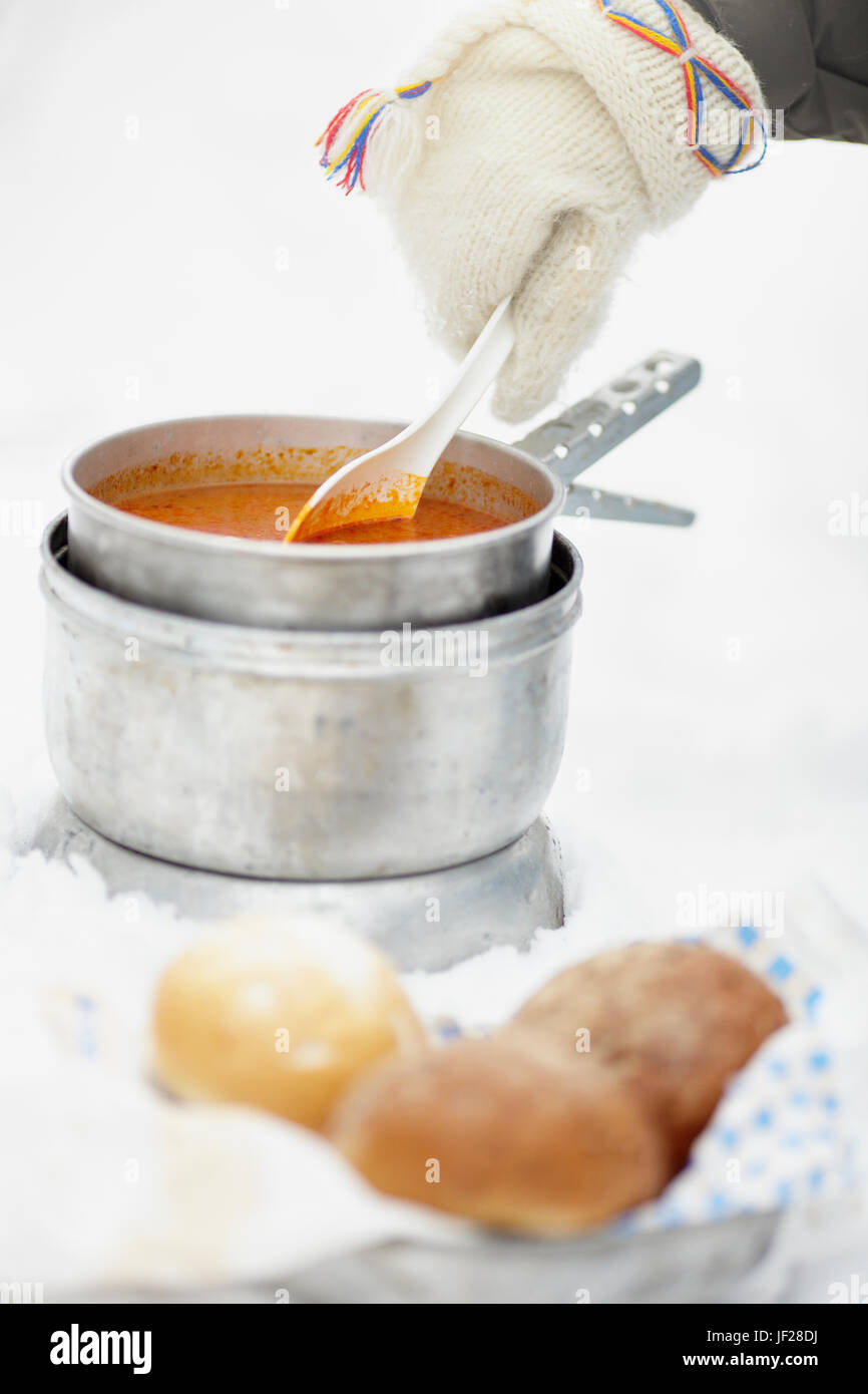 Cooking on snow Stock Photo - Alamy