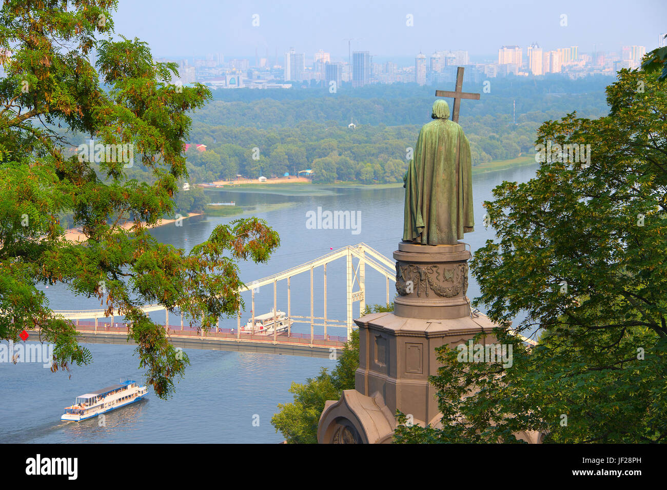 Statue vladimir kiev hi-res stock photography and images - Alamy